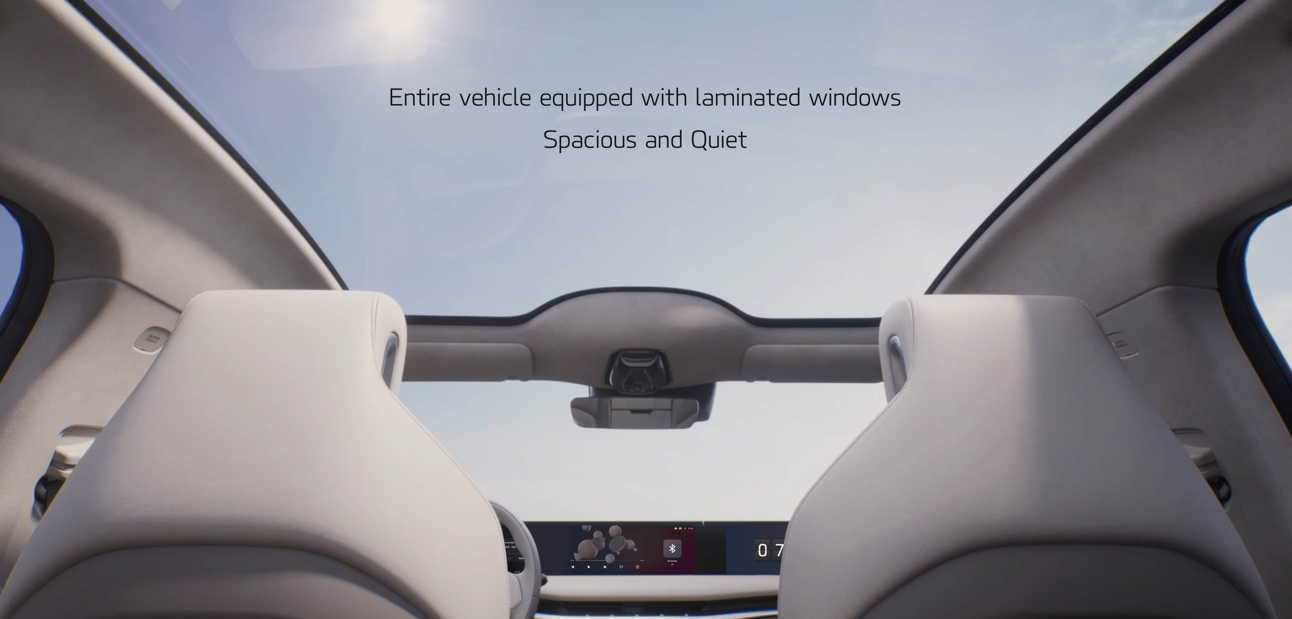 IM L7 Pure Electric High Performance Sedan